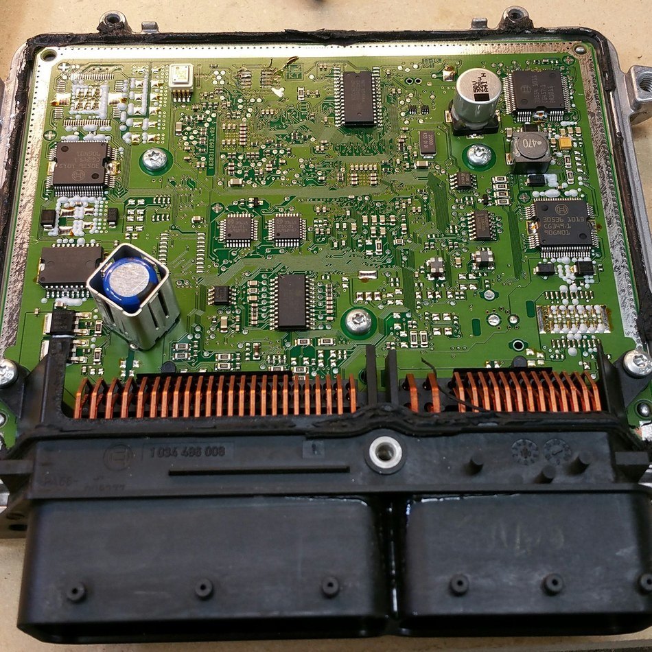 Electronic Control Unit: Mercedes Benz Performance Tuning